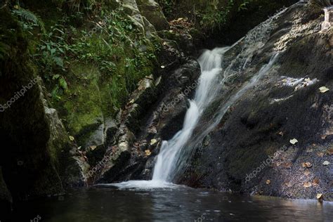 Vista De La Famosa Cascada De San Nicol S En El Pueblo De Kruth En