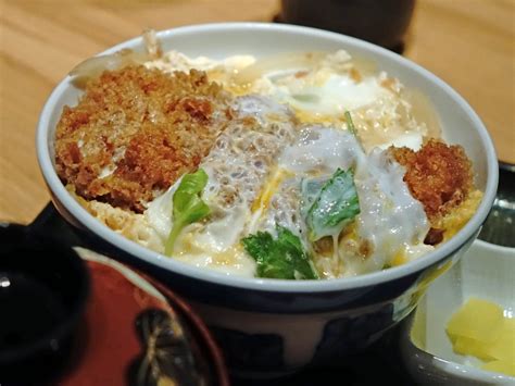 무료 이미지 레스토랑 아시아 사람 사발 요리 식품 아침 식사 튀김 돼지 고기 맛있는 수프 양파 계란