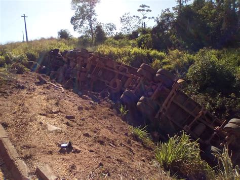 Sinop Motorista Morre Em Acidente Entre 3 Carretas Na BR 163 Uma Das