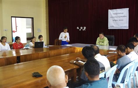 မိုးညှင်းမြို့၌ ကလေးအလုပ်သမားပပျောက်ရေးဆိုင်ရာ အသိပညာပေး ဆွေးနွေး Information And Public