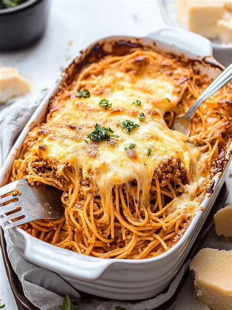 Irresistible Easy Baked Spaghetti With Cheese Recipe