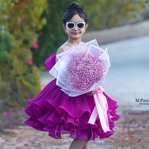 Ronikarahmanian • Threads Say More