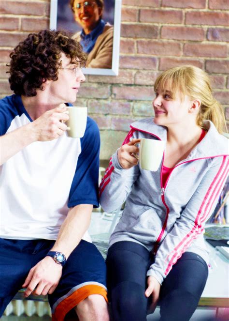 Chloe Moretz And Aaron Johnson Kiss