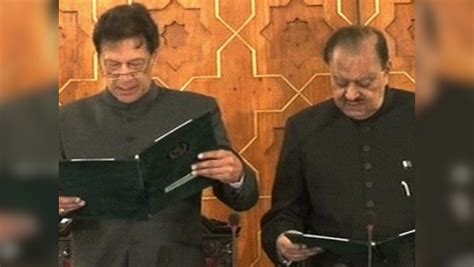 Imran Khan Takes Oath As Pakistans 22nd Prime Minister Promises To