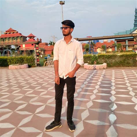 Jayprakash Kundalwar Enjoy Every Moment In Life 🙂 Instagram