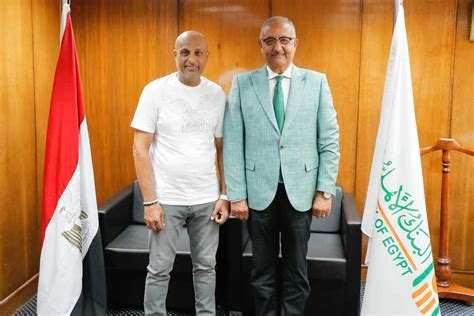 رسميًا البنك الأهلى يجدد عقد طارق مصطفى لمدة موسمين