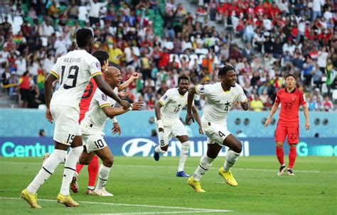 Salisu Scores In Five Goal Ghana Thriller Southampton Fc Official Site