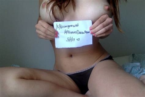 Hola Mis Amores Latinasdelite