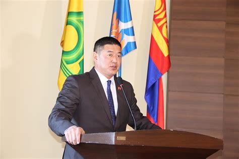 СЭЛЭНГЭ АЙМГИЙН ЗАСАГ ДАРГААР ТОМИЛУУЛАХААР Ш ОРГИЛЫГ НЭР ДЭВШҮҮЛЭН САНАЛ УЛАМЖИЛЛАА