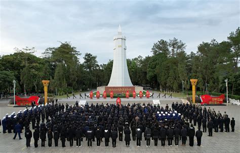 市委市政府举行纪念百色起义95周年敬献花篮仪式 百色纪检监察网 bsjw gov cn