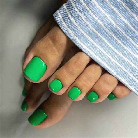 Its Never Toe Late For Fall Colored Toenails And Pedicures