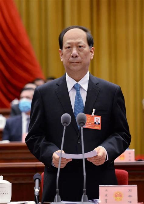 自治区十三届人大四次会议隆重开幕 石泰峰主持 布小林向大会作政府工作报告澎湃号·政务澎湃新闻 The Paper