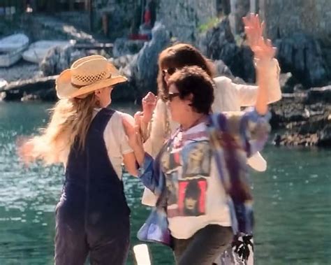 Photos From Behind The Scenes Of Mamma Mia Here We Go Again Artofit