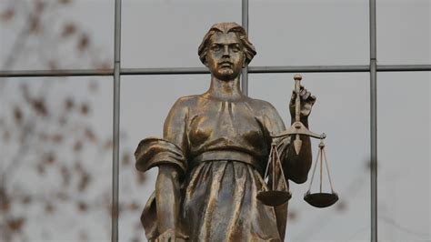 Глава судебного департамента при Верховном суде подал в отставку — РТ