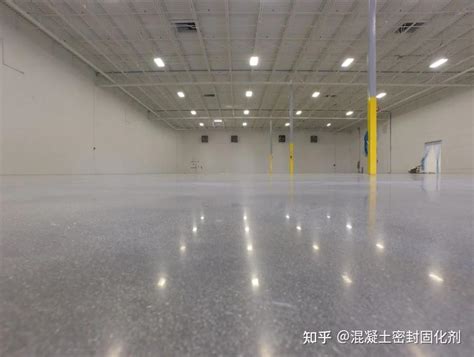 关于金刚砂地坪色彩骨料不均匀的原因分析 知乎