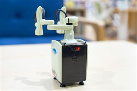 カワサキの革新的な双腕スカラロボット「duaro」の完成品モデルを3名様に【ロボスタプレゼント】 ロボスタ