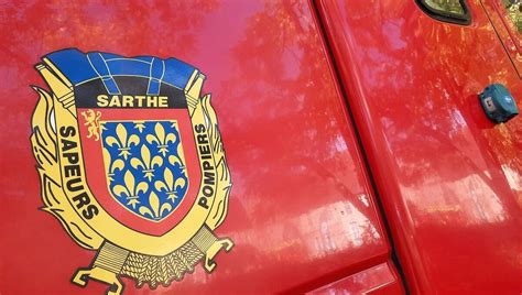 Sarthe une personne gravement blessée dans un accident de la route près de La Flèche ici