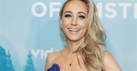 Wie Is Hella Huizinga Van The Real Housewives Of Amsterdam Flair