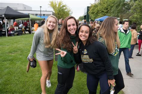 An Emerald Tradition Campus Kickoff Celebrates 20 Years News University Of Alaska Anchorage