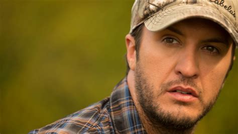 Luke Bryan Releases Tragic News Please Pray John Hawkins Right