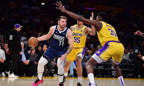 Lakers Player Grades La Loses Nail Biter In Overtime To Mavericks