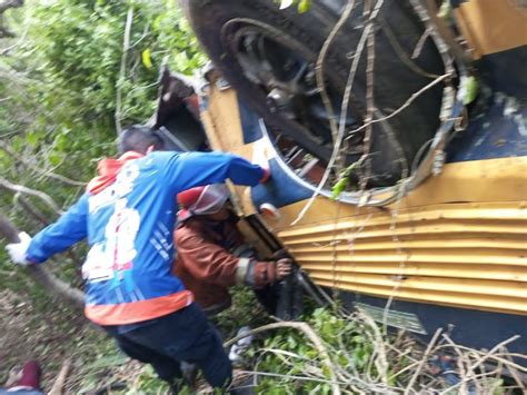 Venezuela Se Registran 4 Fallecidos Y 28 Heridos Al Volcar AutobÚs En
