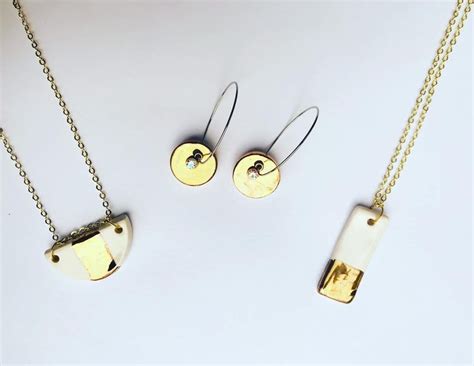 Little Golden Diffusers For Stylish Aromatherapy