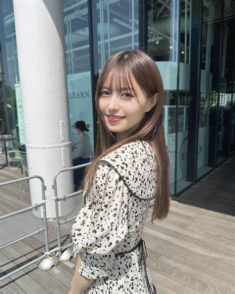新井椎夏さんのインスタグラム写真 新井椎夏instagram「自然光っていいよね💎🫶」5月7日 21時59分 Elsyshiina