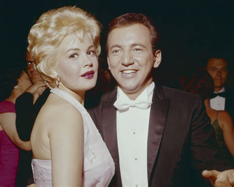 Sandra Dee Never Recovered From Bobby Darins Death And Erased Herself