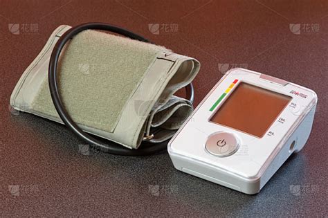 脉搏和心律失常检测装置