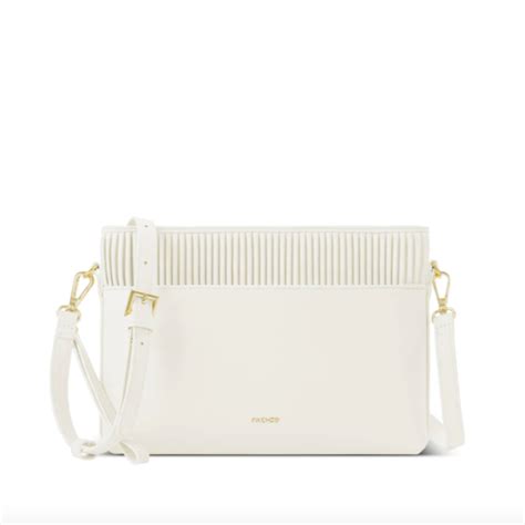 Jaelyn Pouch Everly Davis