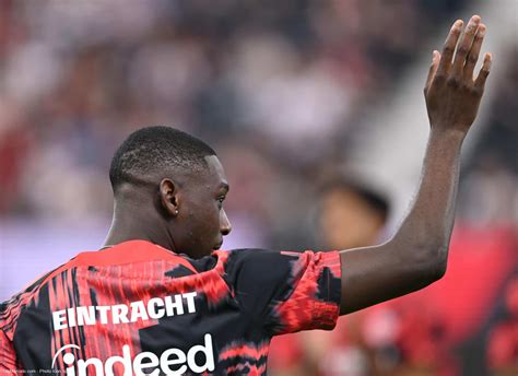 Mercato PSG la réponse de l Eintracht sur Kolo Muani