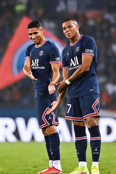 Aprender acerca 85 imagen fond d écran mbappe et hakimi fr