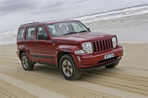 Images Jeep KK Cherokee 2008 13 Australian Car Reviews