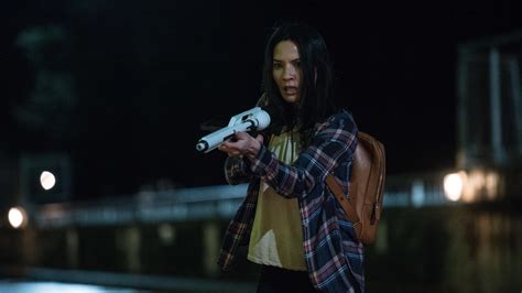 Olivia Munn Predator Image To U