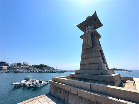 浅草不知秋～姚远 On Twitter 到鞆之浦港，先要打卡大灯塔。 游客很少，海港风景。晚上落日 亮起点点灯火会很好看，所以建议安排晚