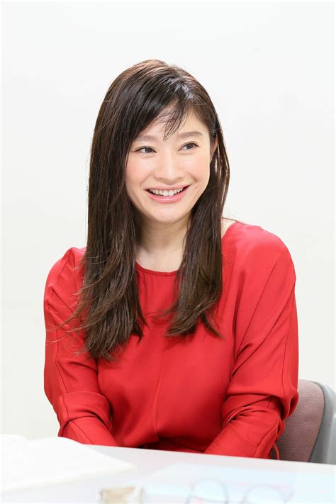 写真 篠原涼子50歳に 『ごっつええ感じ』は「やっぱり怖くて泣いて」と16歳で芸能界へ、乗り越えてきた「試練の数々」 文春オンライン