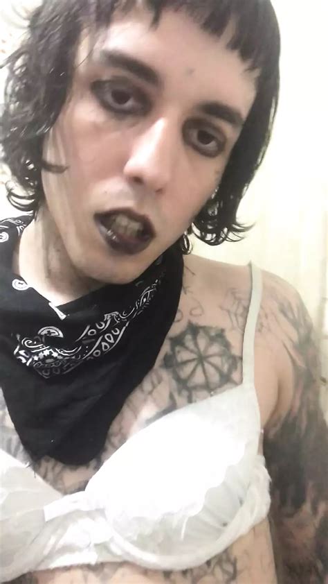 Sexy Arsch Goth Satanische Puppe Großer Schwanz Xhamster