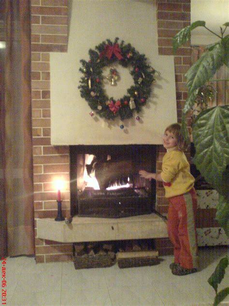 Тест 2 Камина с горивна камера зидана с огнеупорни тухли С врата с огнеупорно стъкло Преди