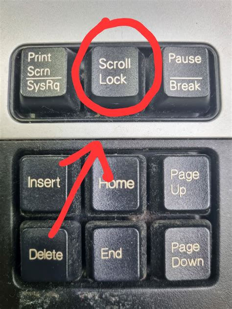 what does the scroll lock key do