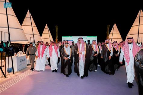 عام سمو أمير منطقة الباحة يفتتح معرض آفاق للتوظيف ويُدشّن مشروع