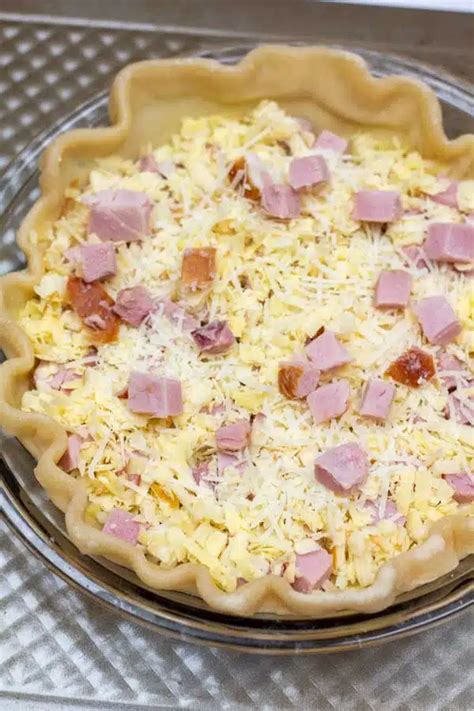 Best Ham And Cheese Quiche An Elegant And Tasty Breakfast Recipe