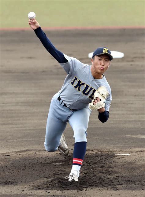 仙台育英2年ぶり4強入り 湯田統真無四球完封「甲子園では一番四球出してたすごい」須江監督 高校野球写真ニュース 日刊スポーツ