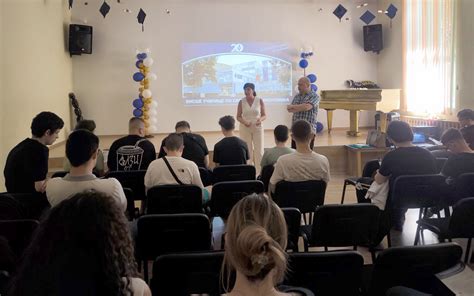 Кариерно вдъхновение от ВУСИ Среща с бъдещето в ЧСУ „Дружба“ Частно средно училище Дружба