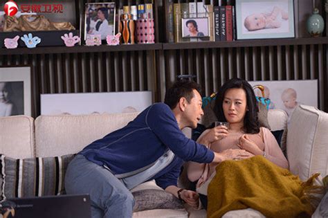 《辣妈正传》安徽热播 邬君梅再度遭遇小三 搜狐娱乐