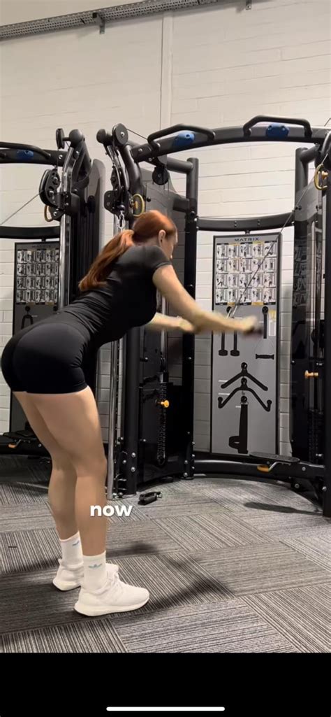 Elzs Ass Makes Me Throb Rsidegirlies