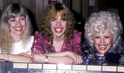 Dolly Parton Speaks Out After Sisters Emotional Message About Singers