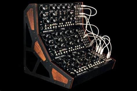 Mother 32 Semi Modular Synthesizer By Moog
