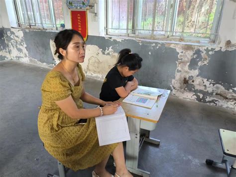 在实践中收获，在交流中成长｜陈窑小学教师走进一年级课堂举行听评课活动 知乎