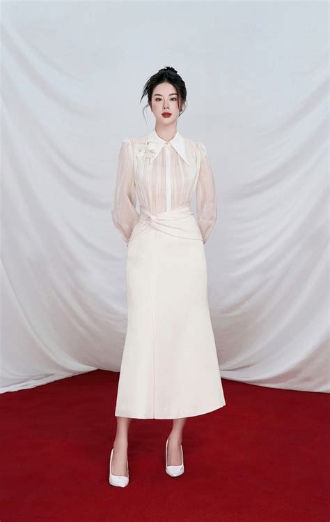 Di Dam Cuoi Nen Mac Mau Gi Mimosa Wedding